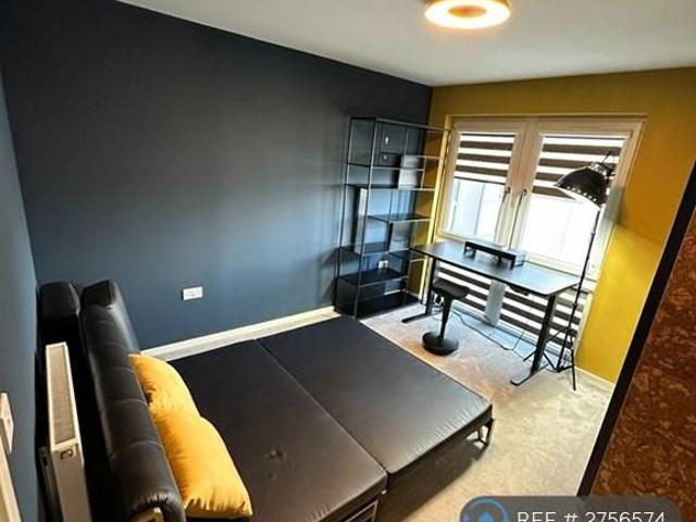1 bedroom in a flat share to rent