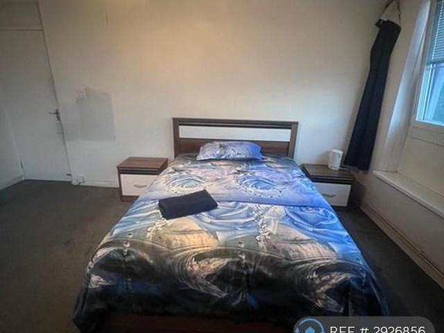 1 bedroom in a flat share to rent