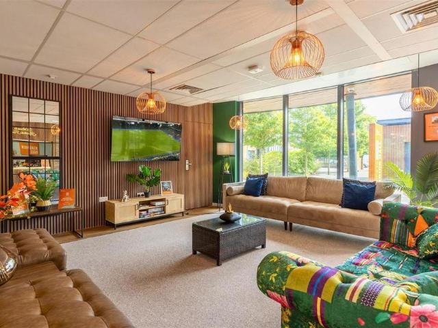 1 bedroom in a flat share to rent