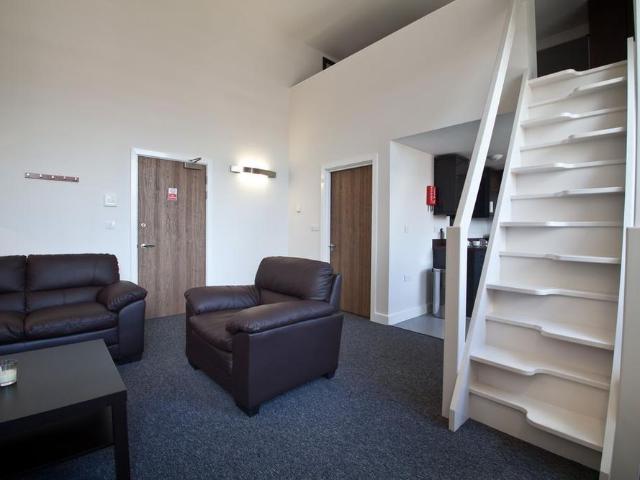 1 bedroom in a flat share to rent