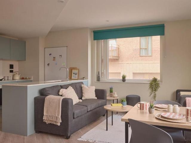 1 bedroom in a flat share to rent