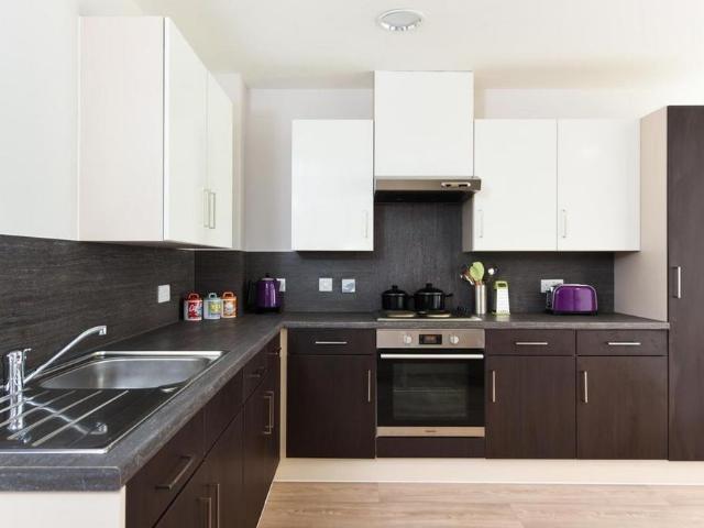 1 bedroom in a flat share to rent