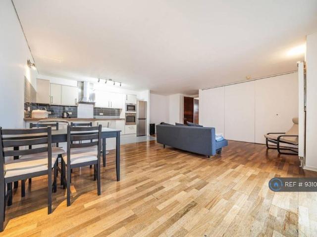 1 bedroom in a flat share to rent