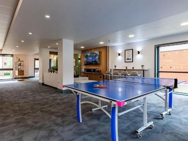 1 bedroom in a flat share to rent