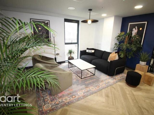 1 bedroom in a flat share to rent