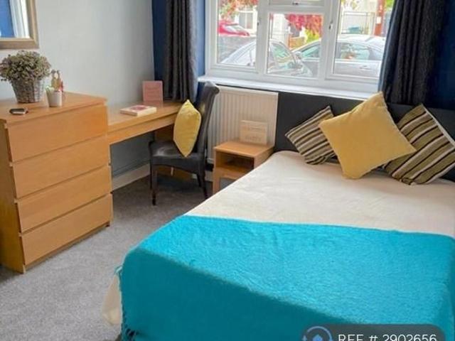 1 bedroom in a flat share to rent