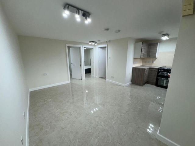 1 bedroom in a flat share to rent