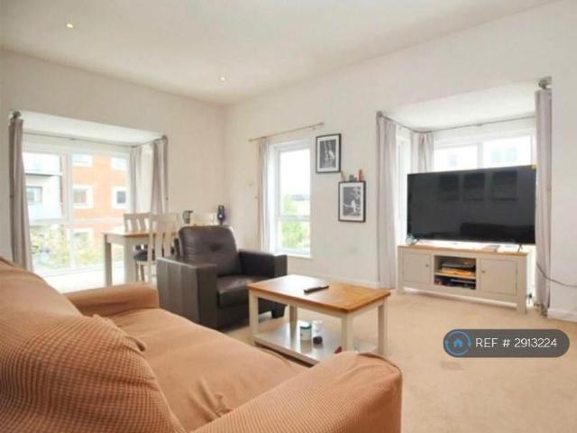 1 bedroom in a flat share to rent