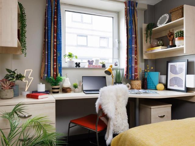 1 bedroom in a flat share to rent