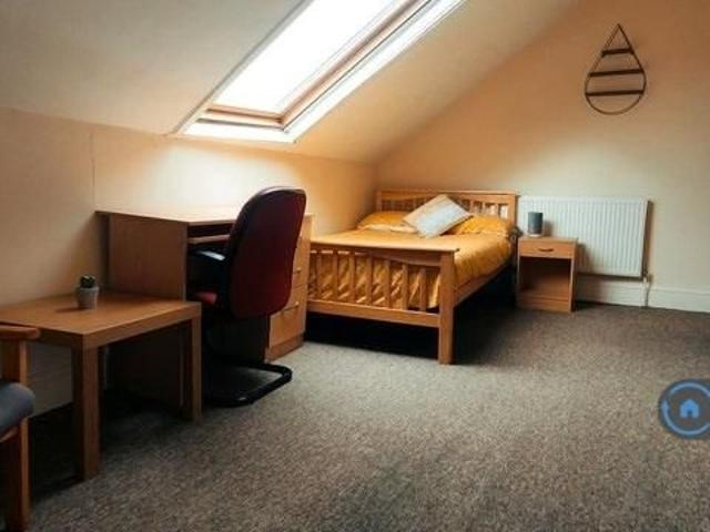 1 bedroom in a flat share to rent