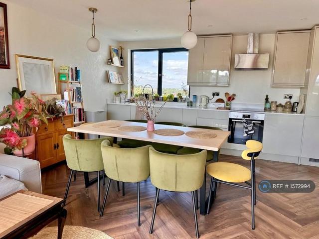 1 bedroom in a flat share to rent