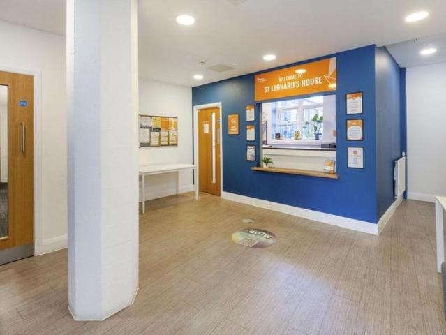1 bedroom in a flat share to rent