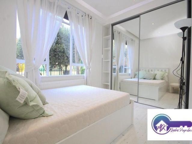 1 bedroom in a flat share to rent