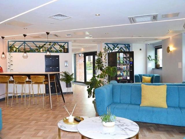 1 bedroom in a flat share to rent