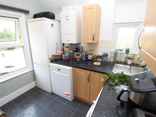 1 bedroom in a flat share to rent