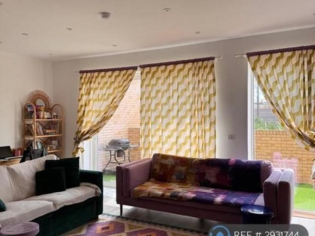 1 bedroom in a flat share to rent