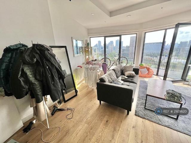 1 bedroom in a flat share to rent