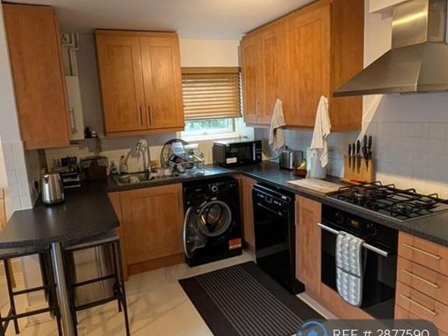 1 bedroom in a flat share to rent