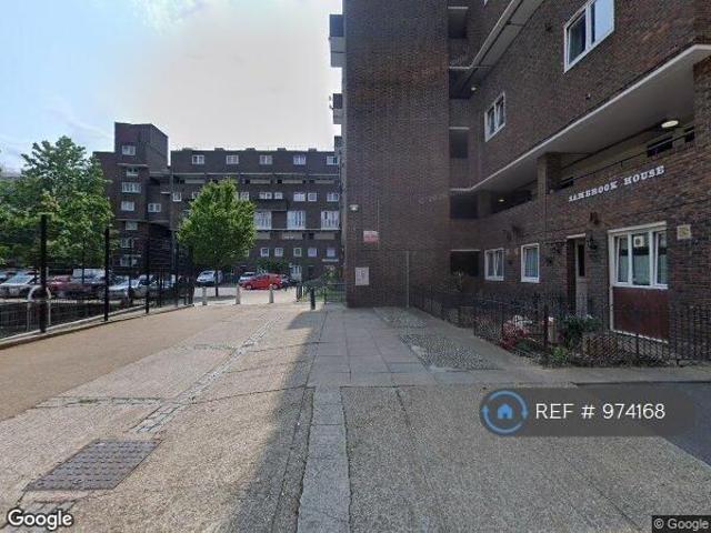 1 bedroom in a flat share to rent