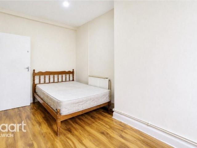 1 bedroom in a flat share to rent