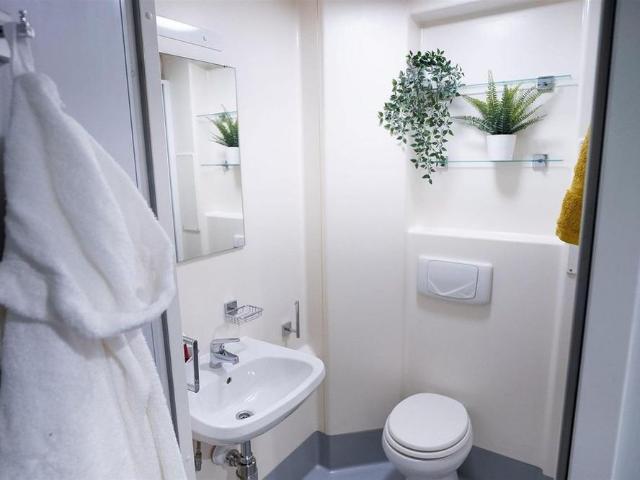 1 bedroom in a flat share to rent