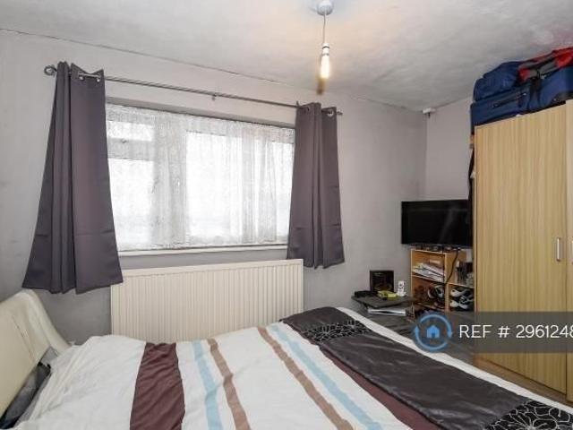 1 bedroom in a flat share to rent