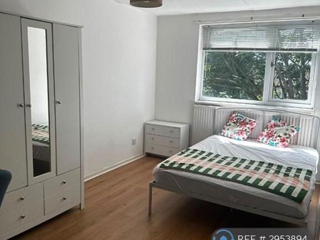 1 bedroom in a flat share to rent