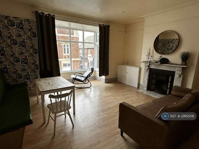 1 bedroom in a flat share to rent
