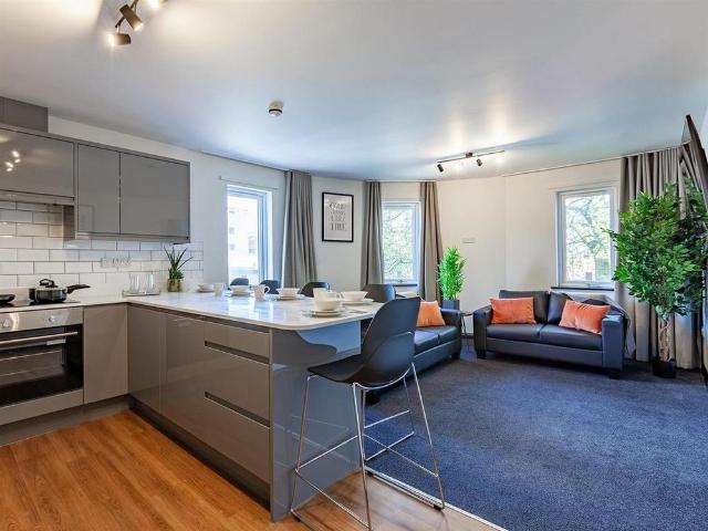 1 bedroom in a flat share to rent
