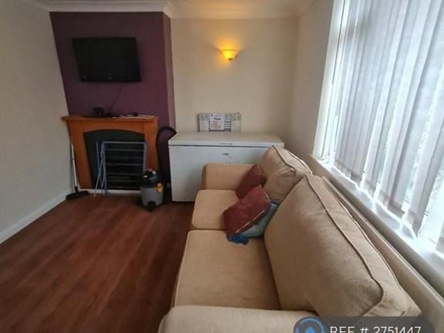 1 bedroom in a house share to rent