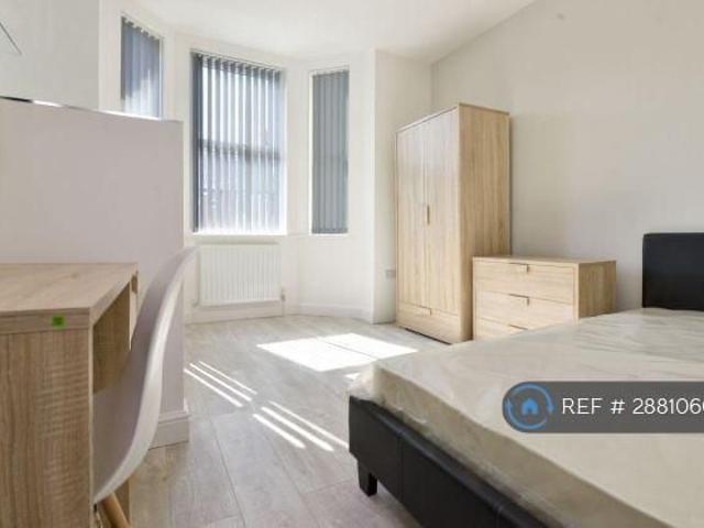 1 bedroom in a house share to rent