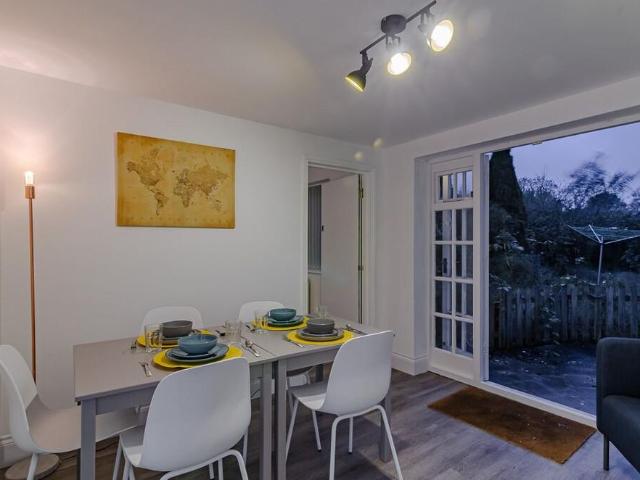 1 bedroom in a house share to rent