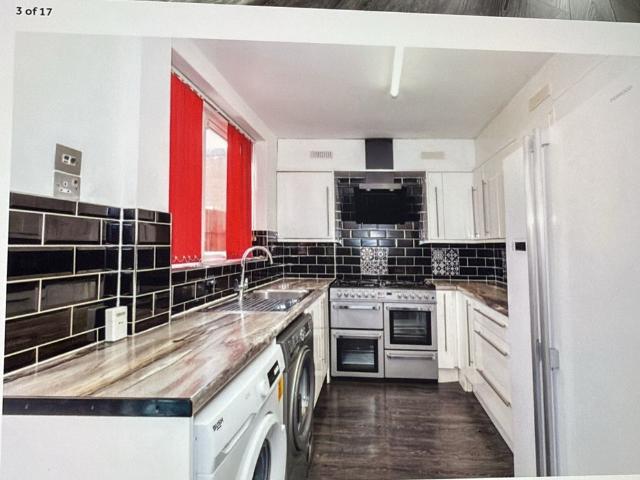 1 bedroom in a house share to rent