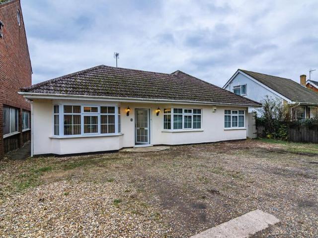 1 bedroom in a house share to rent