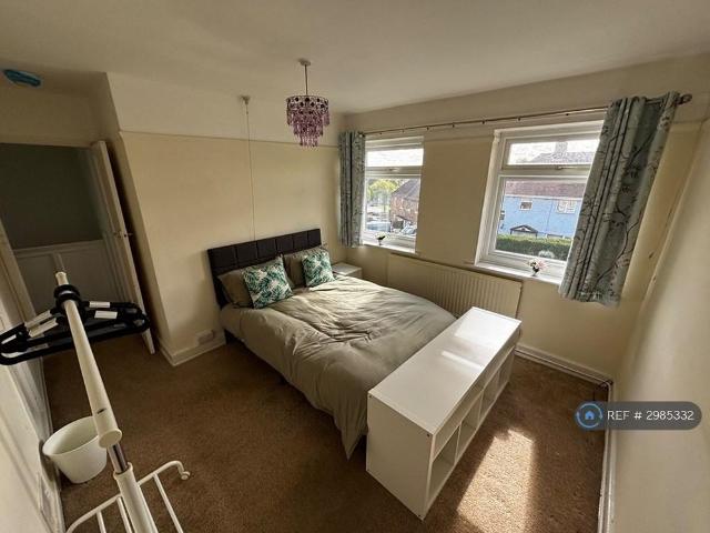 1 bedroom in a house share to rent