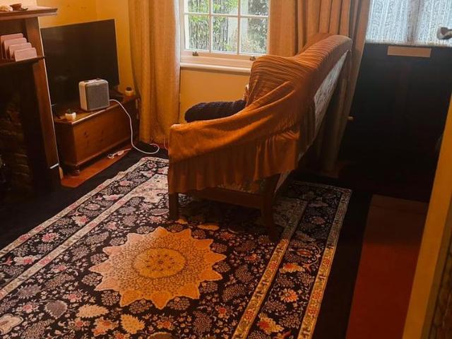 1 bedroom in a house share to rent
