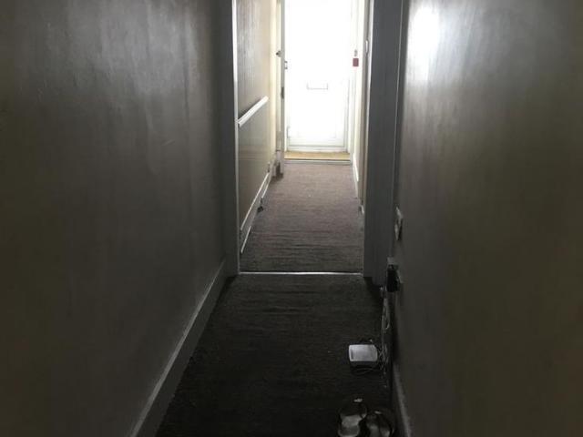 1 bedroom in a house share to rent