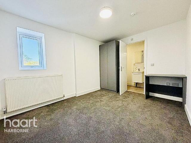 1 bedroom in a house share to rent