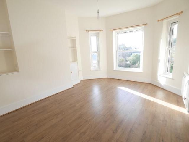 1 bedroom in a house share to rent