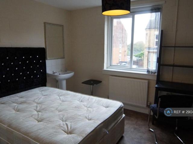 1 bedroom in a house share to rent