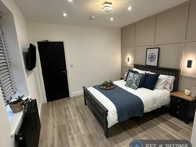 1 bedroom in a house share to rent