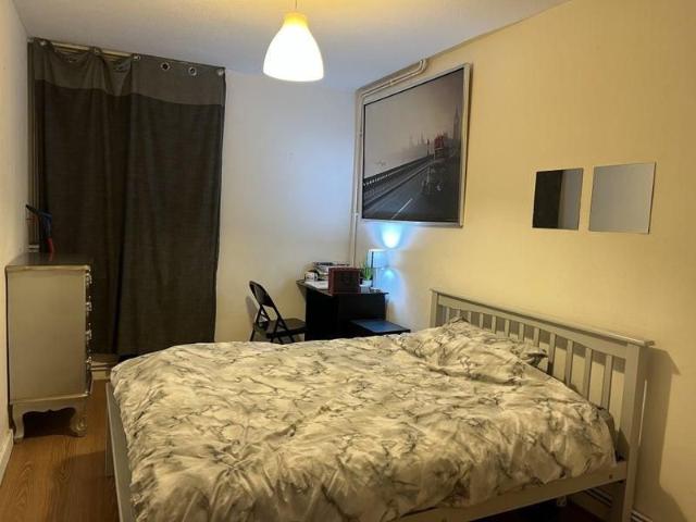 1 bedroom in a house share to rent