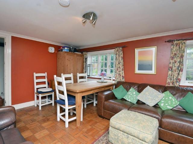 1 bedroom in a house share to rent