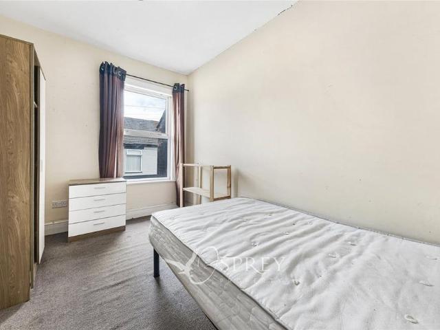 1 bedroom in a house share to rent