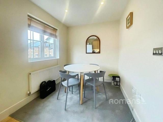 1 bedroom in a house share to rent