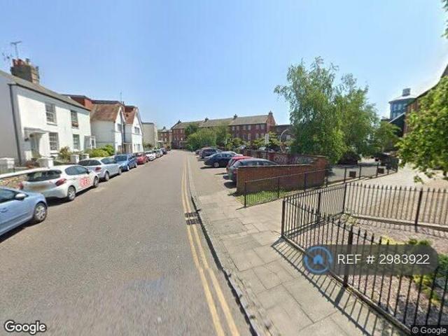 1 bedroom in a house share to rent