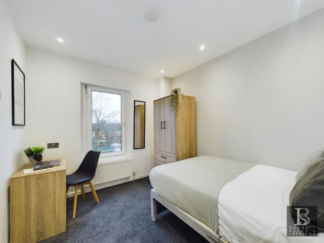 1 bedroom in a house share to rent