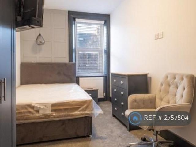 1 bedroom in a house share to rent