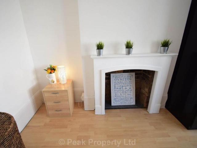 1 bedroom in a house share to rent