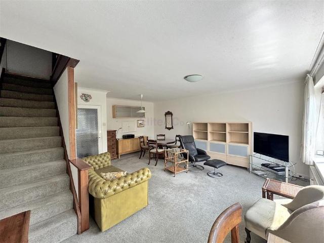 1 bedroom in a house share to rent